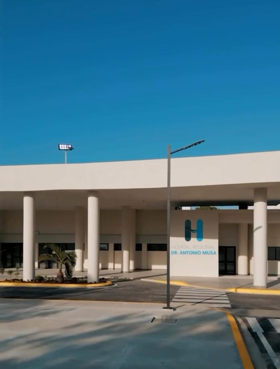 Enfermeros y familiares de pacientes exigen retiro se chatarras del ...
